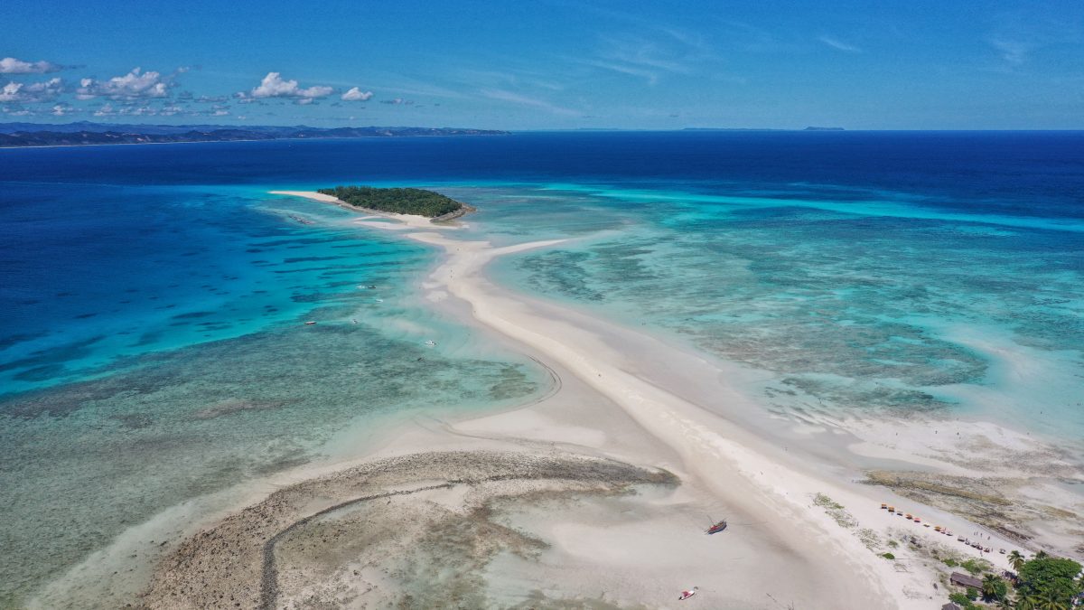 Emerald Sea - Madagascar - Los Adventuros