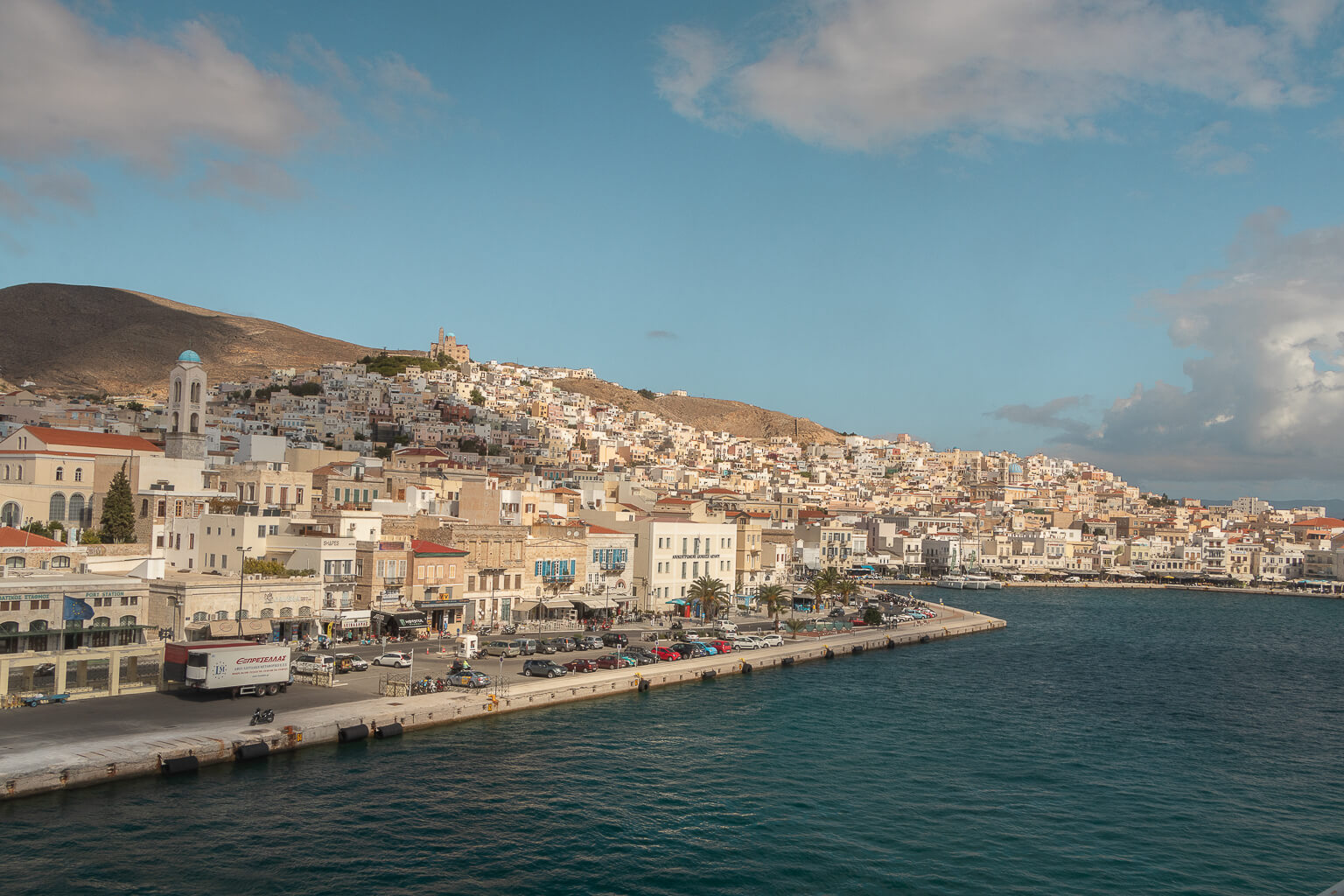 Ermoupoli - Co zobaczyć na Syros - Grecja - Los Adventuros